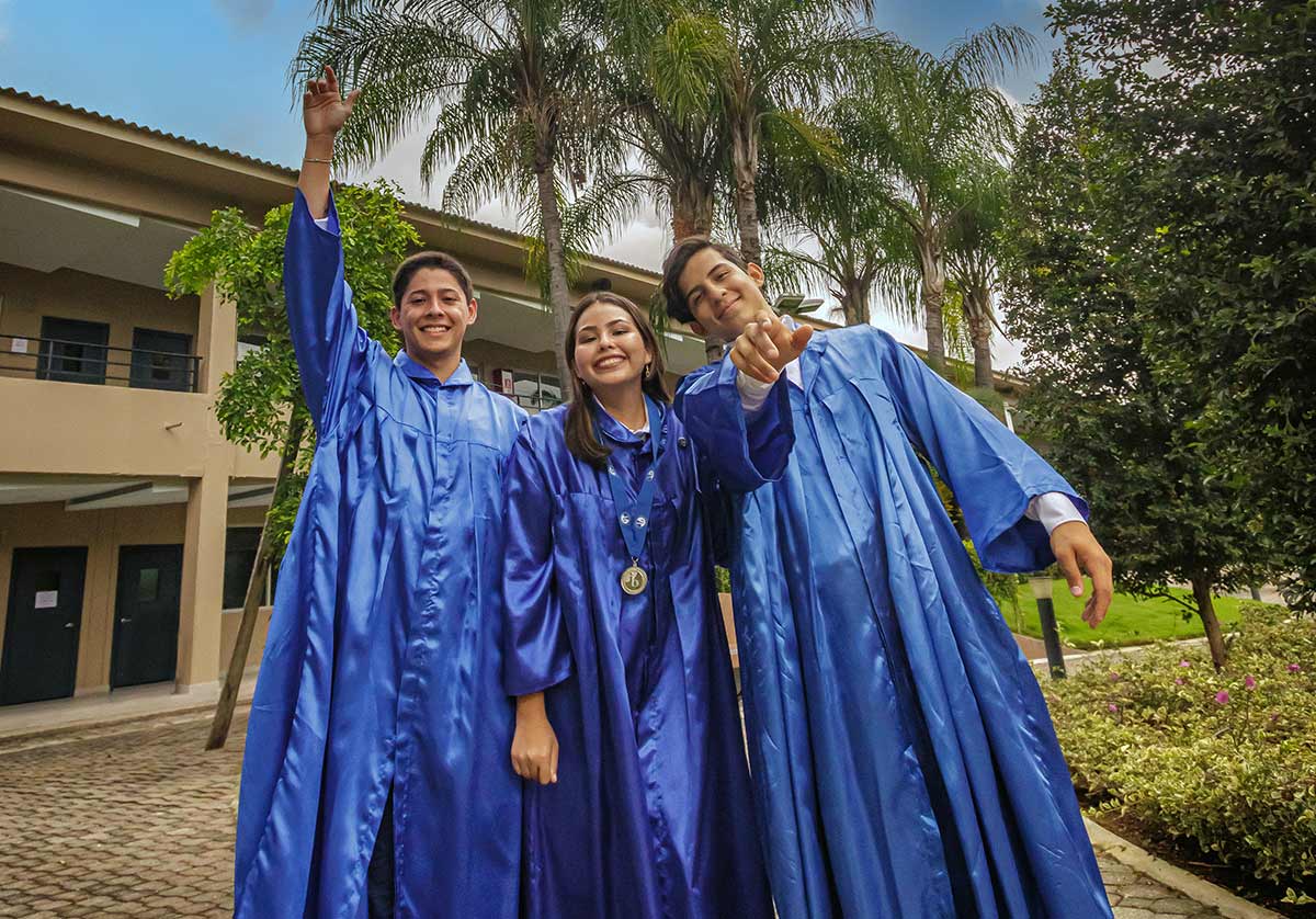 Estudiantes - Ecomundo Babahoyo