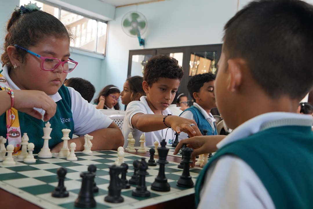 ¿Quiénes Somos? - Ecomundo Babahoyo